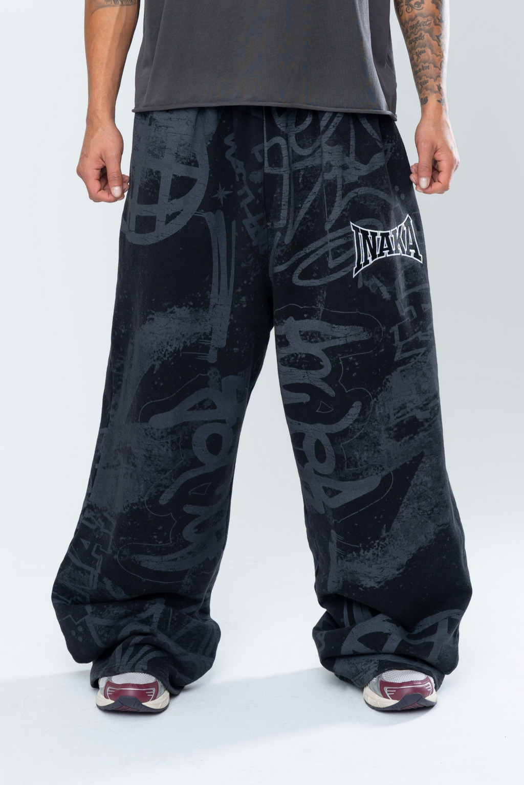 POWERSHOT GRAFFITI BAGGY SWEATPANTS – Inaka Power