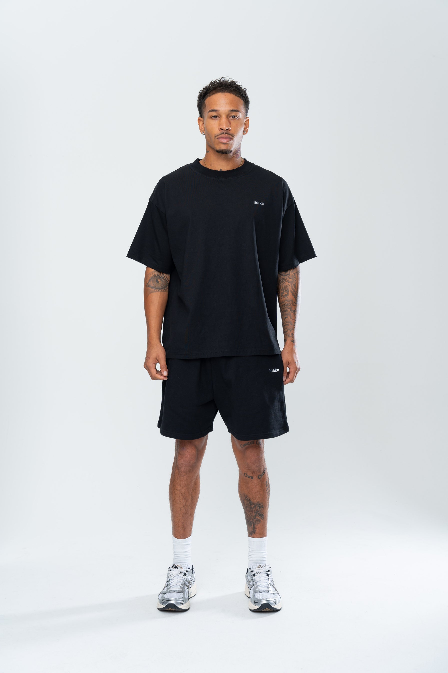 BASICS DISTRESSED TEE - BLACK – Inaka Power